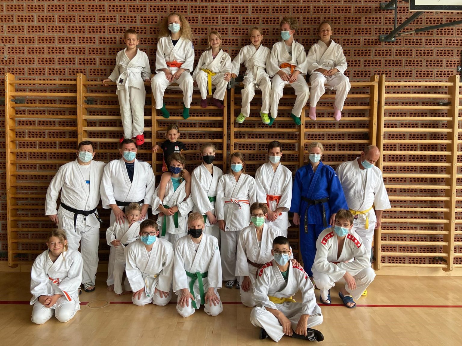Hochspannung und viel Schweiss am Judo Weekend mit Kindern und A ...